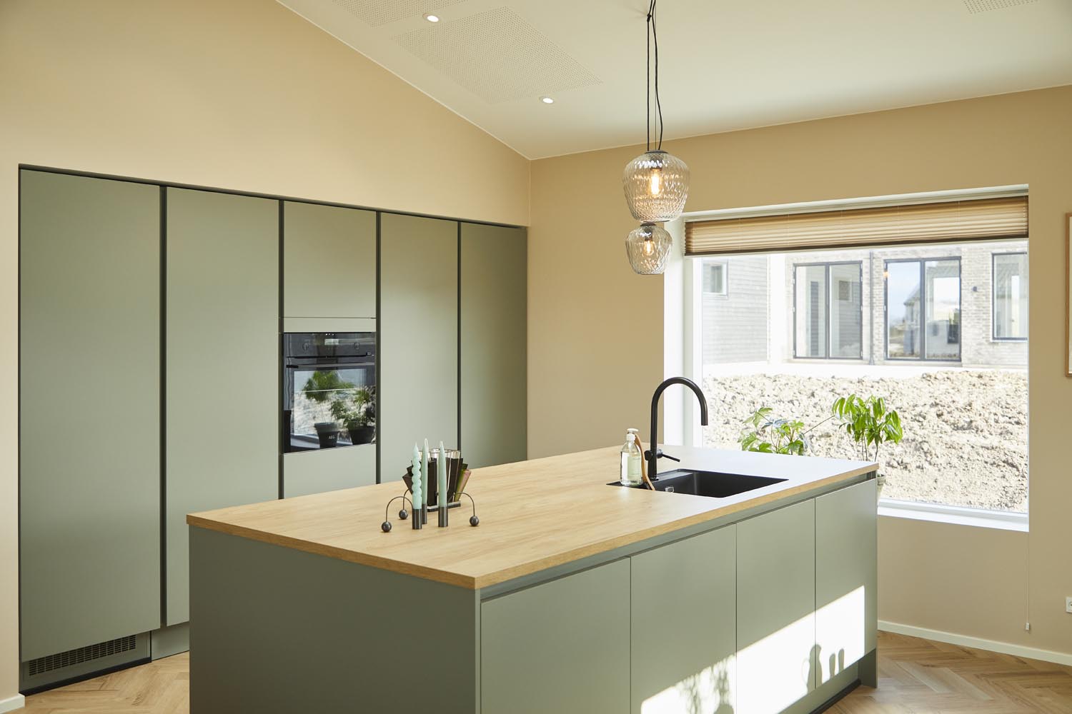 Galleri 14 | Husgalleri | Milton Huse